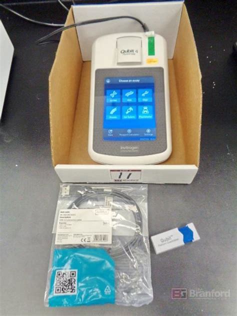 Thermo Fisher Scientific Invitrogen Qubit 4 Fluorometer