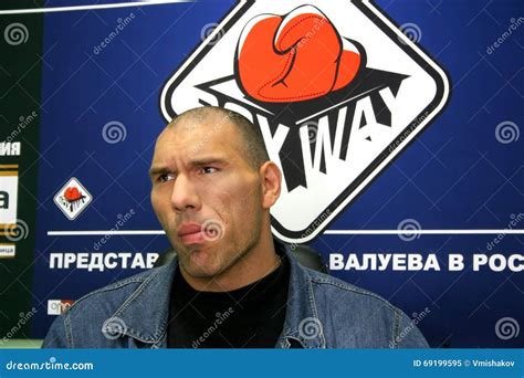 Nikolay Valuev Redaktionelles Bild Bild Von Handschuh 69199595