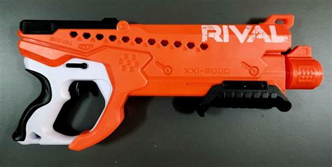 Nerf Rival Curve Shot Helix Xxi 2000 Blaster Fire Rounds To Curve Left Right Downward Or