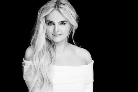 Cassidy G Singer Headshots Boem Headshots Adelaide — Headshot And
