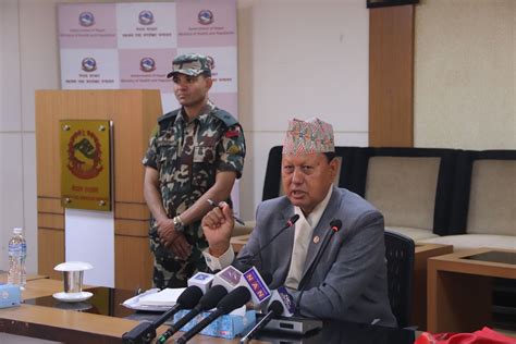 स्वास्थ्य बीमाको उपचार सरल बनाउनुपर्छ मन्त्री बस्नेत Khabarhub