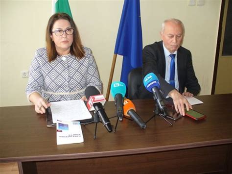 Шофьорите на катастрофиралия бус с 46 мигранти нямали книжки Видео