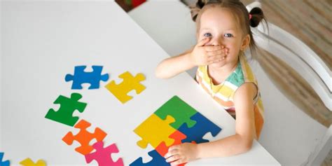 ТОП 10 подходящи играчки за дете на 1 година Малчугани