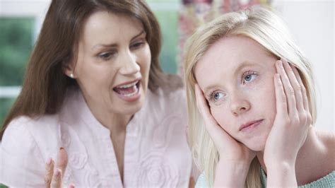 Las Características Que Tienen Las Madres Que Compiten Con Sus Hijas