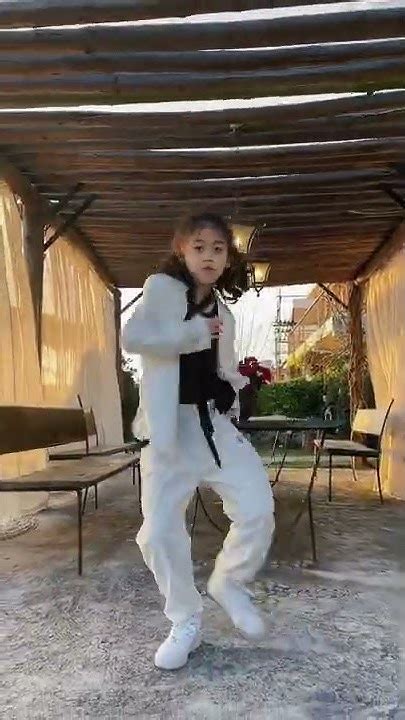 Wang Yun Zhen 💗💗 Youtube