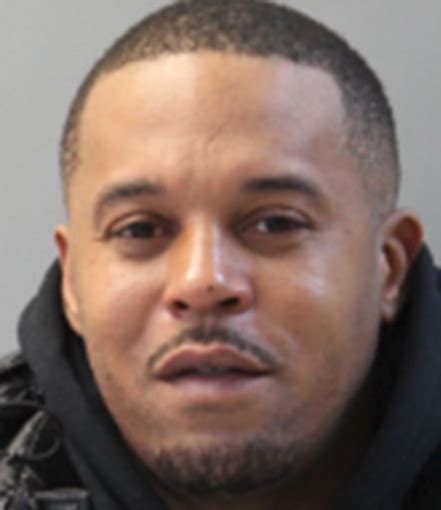 Nicki Minaj Is Dating A Convicted Sex Offender