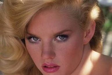 Rebecca Underwood 3 Amigos