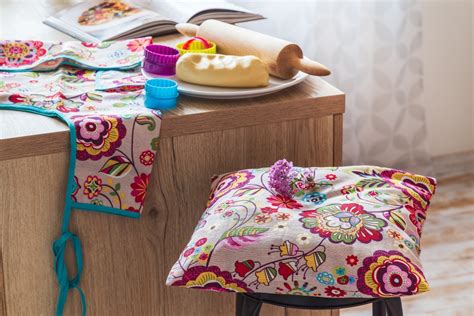 Textil V Etno Stylu Inspirace Od Decodoma