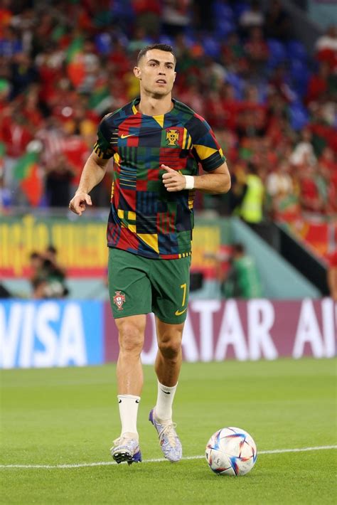 Cristianoxtra On Twitter Cristiano Ronaldo Warming Up ️