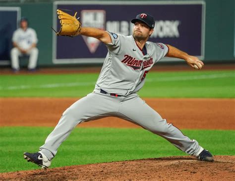 Twins Select Danny Coulombe Mlb Trade Rumors
