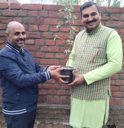 हरित संकल्प दिवस के रूप में मनाया गया अजय क्रांतिकारी का जन्मदिन