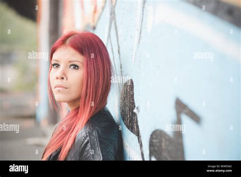 Portrait Young Redhead Woman Venezuelan Looking Camera Outdoor City