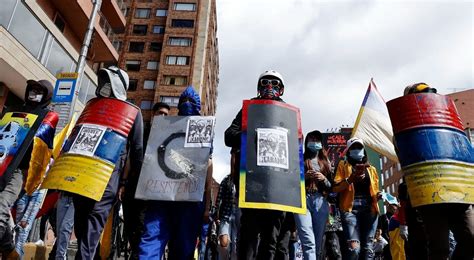 Presidente Petro Anuncia Que Comisión De La Verdad Dejaría Libre A