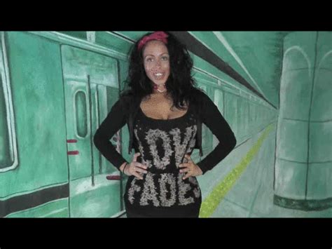 New York Subway Public Humiliation Ariyanas Amatuer Playhouse
