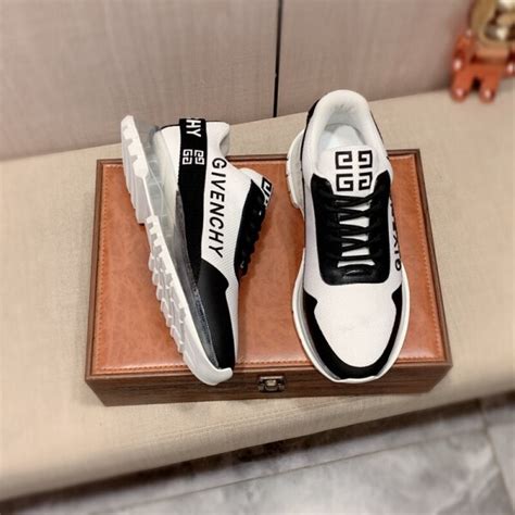 지방시 Givenchy 남자 패션 스니커즈 운동화 위핑