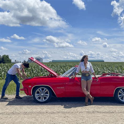 Torontos Country Rising Star Hayden Ryann Stands Tall With Empowering