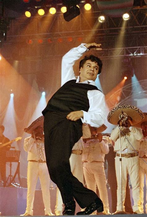 Juan Gabriel Vive En Morelos Aseguran Quienes Confían En Que El Divo