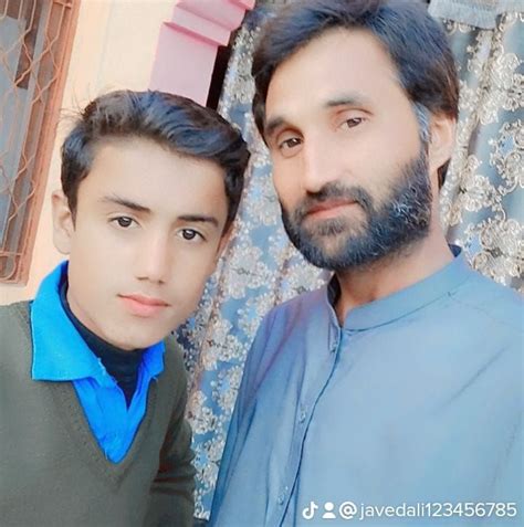 Mujhy Ap Sy Mohabt Krna Bht Acha Lgta Hai Continue Watching Be