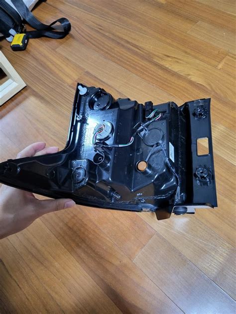 쏘렌토mq4테일램프 무빙 턴시그널원복스위치 있음 헬로마켓