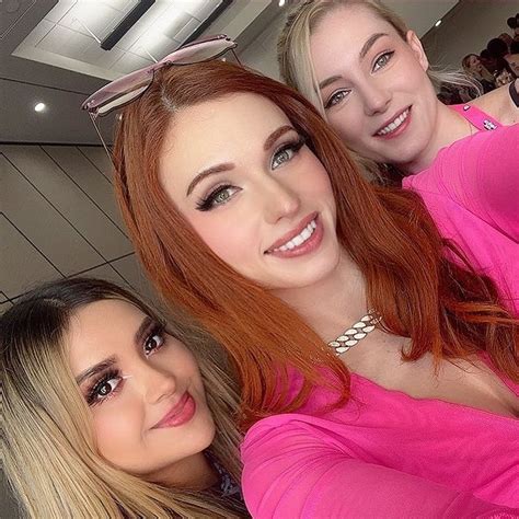 Kaitlyn Siragusa слив фото голая Amouranth 90 фото 2024