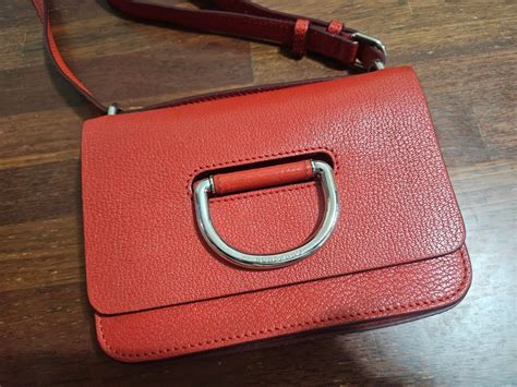 버버리 D백버버리 크로스백 정품 당근 중고거래