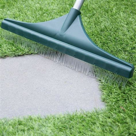 Telescopic Artificial Fake Grass Astroturf Rake Brush
