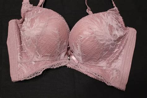 28b Bra Size