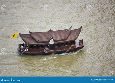 Kleine Thaise Veerboot Stock Afbeelding Image Of Bangkok 24336387