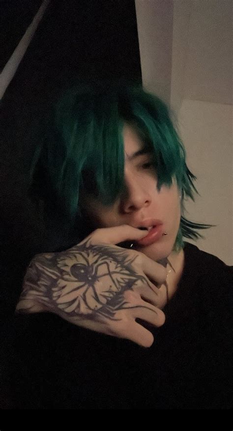 Rit0rukai En Ig Fotos De Hello Kitty Estética Oscura Famosos