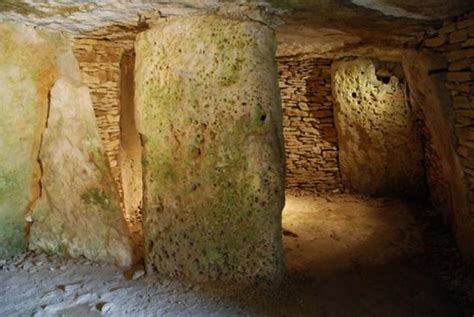 8 Oldest Known Tombs In The World