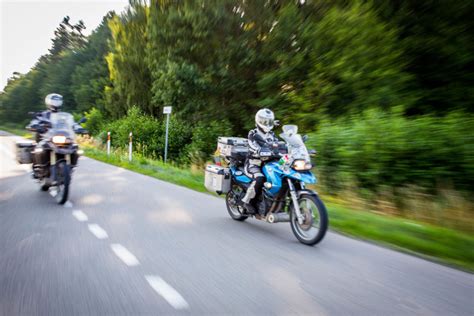 Beveik Du Metus Motociklais Aplink Pasaulį Keliavę Asta Ir Linas Pasiekė Lietuvą Galerija