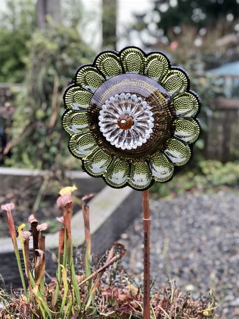 Glass Plate Flower Garden Art At Bruce Moreno Blog