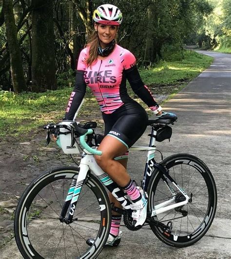 Sexy Photos Hot Cycle Girls On Bikes Gallery