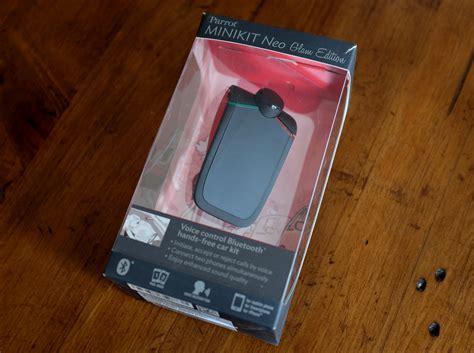 Gadget Review Parrot Minikit Neo Zinc Moon