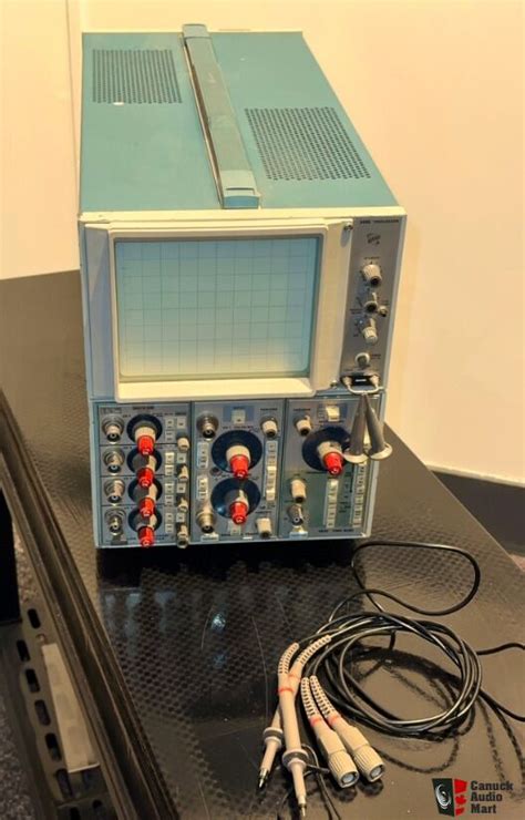 Tektronix Oscilloscope Photo 4527160 Canuck Audio Mart