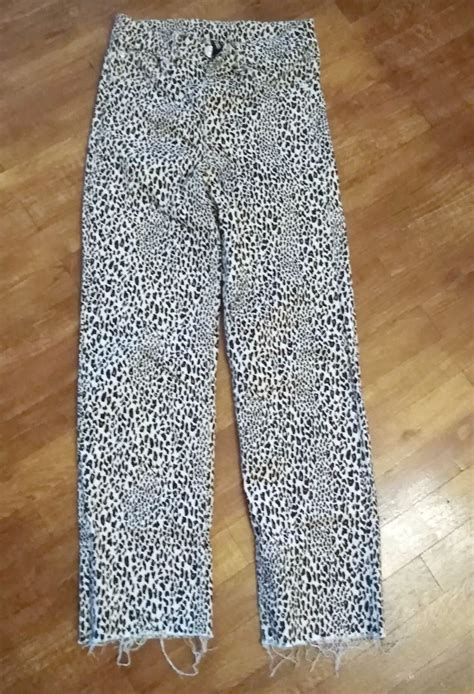 SPODNIE PANTERKA JEANS DIVIDED R.36 | Warszawa | Kup teraz na Allegro ...