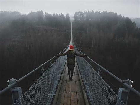 چگونه می توان به طور موثر با ترس از ناشناخته‌ها روبرو شد؟ کلینیک