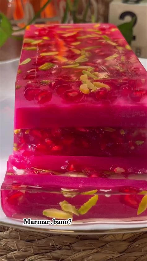 طرز تهیه ژله لایه ای برای شب یلدا