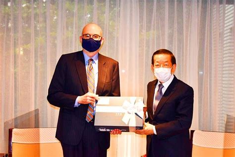 Tsai Meets Australian Representative Taipei Times