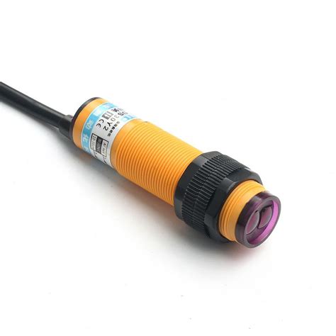 E3f Ds30y2 E3f Ds30y1 เซ็นเซอร์วัตถุ 2สาย 90 250vac 18mm Diffuse Reflection Photoelectric Switch