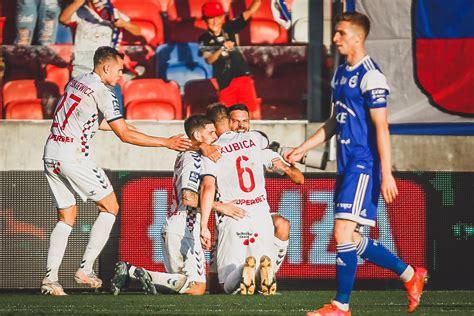 3 kolejka Ekstraklasy Górnik Zabrze Stal Mielec 1 0 Jimenez bohaterem
