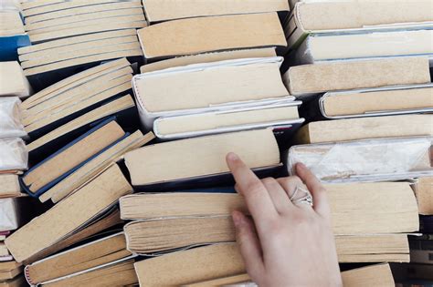 Mengenal Tinjauan Pustaka Pengertian Manfaat Dan Cara Membuatnya