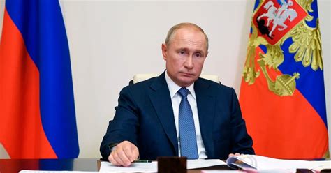 Putin Defiende La Educación Presencial En El Inicio De Curso Escolar En Rusia Infobae