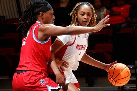 Apsu Womens Basketball Falls At The Dunn Center To Liberty 71 66