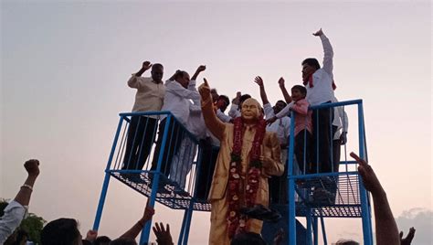 అవాంతరాల మధ్య అంబేడ్కర్‌ విగ్రహావిష్కరణ Ambedkar Statue Unveiling