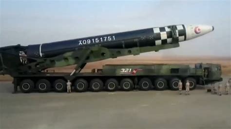 Jsf On Twitter 車体が長いよなぁ・・・これ大きなタイヤ履いてるけど、本当に野外機動が可能なんだろうか？ でも空港周辺でしか