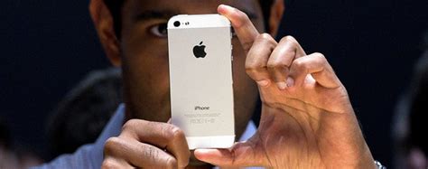 アップルとサムスンの切れそうで切れない関係 Wsj