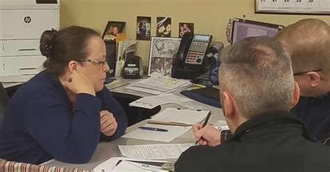Jury Awards 100k To Gay Kentucky Couple After 2015 Kim Davis Refusal