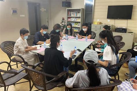 纪监巡党支部与法学院学生党支部联合开展“情暖中秋节，喜迎二十大”共建活动 江南大学新闻网