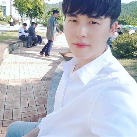Sangjun728 • Threads Say More
